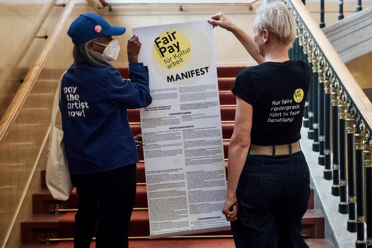 Fair-Pay Plakate - Sichtbarkeit für unser Manifest - Fair Pay für Kultur